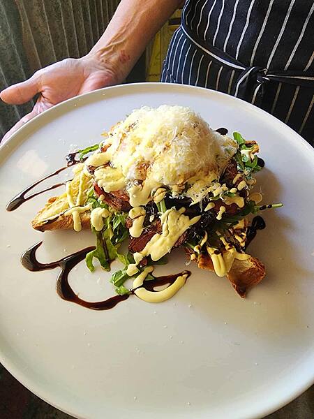 Crossroads Cafe - Destination Daintree